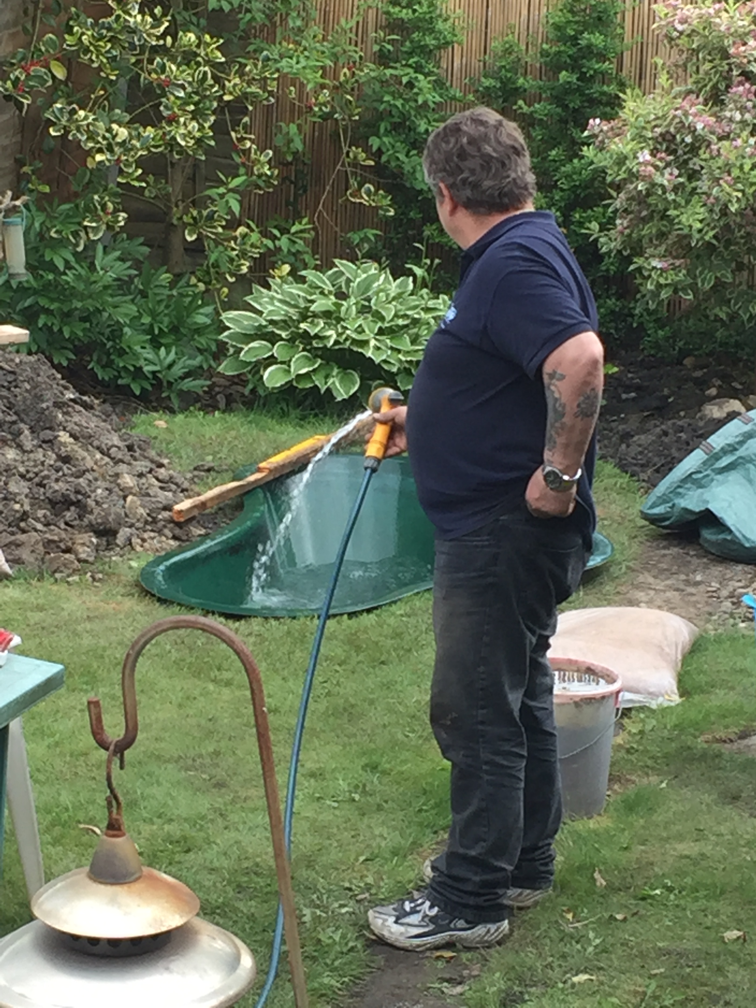 Beginners guide to constructing a simple garden pond – Discover with Dot